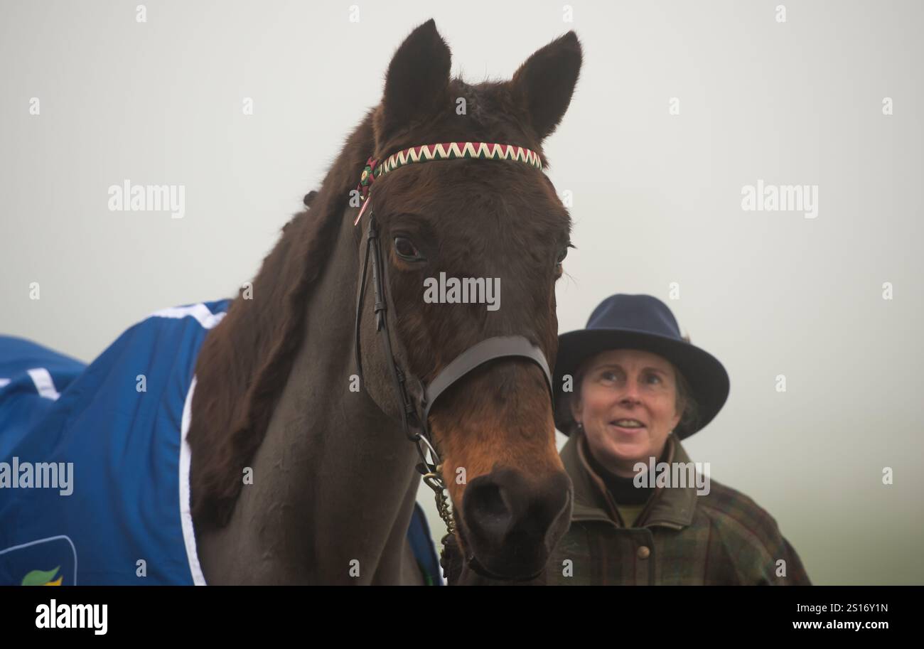 Miko de beauchene hi-res stock photography and images - Alamy