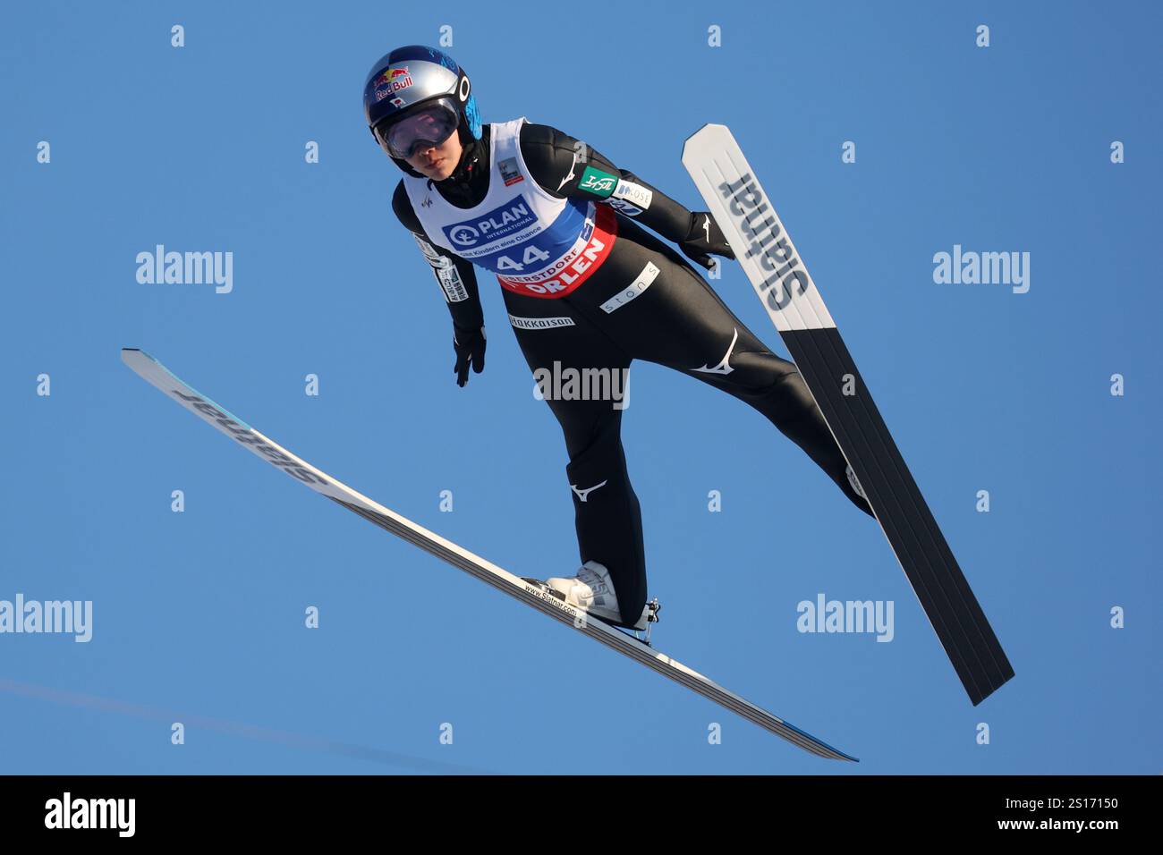 01 January 2025, Bavaria, Oberstdorf: Nordic skiing/ski jumping, World ...