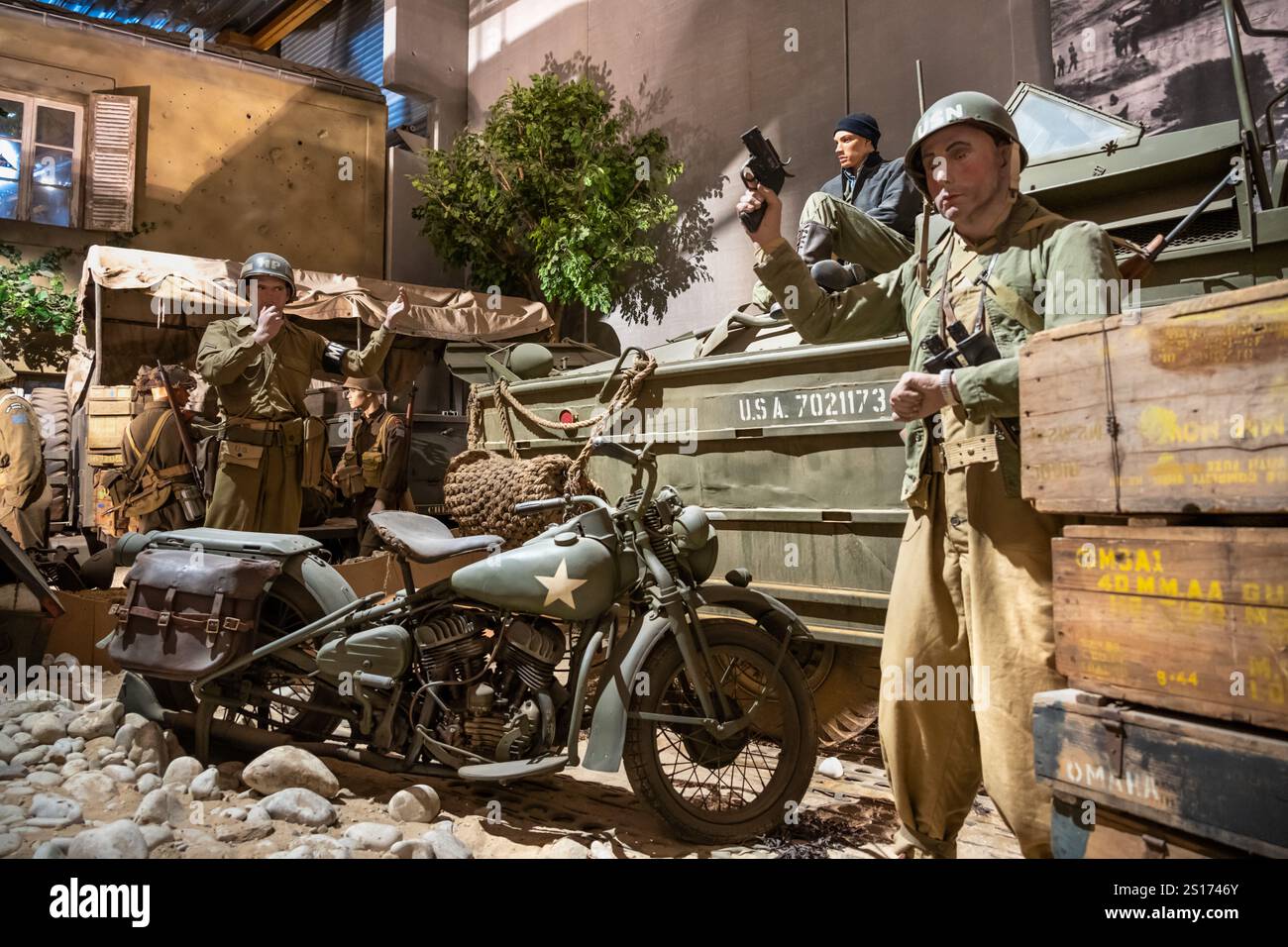 Canadian Battle HQ, Royal Winnipeg Rifles, Overlord Museum, Colleville ...