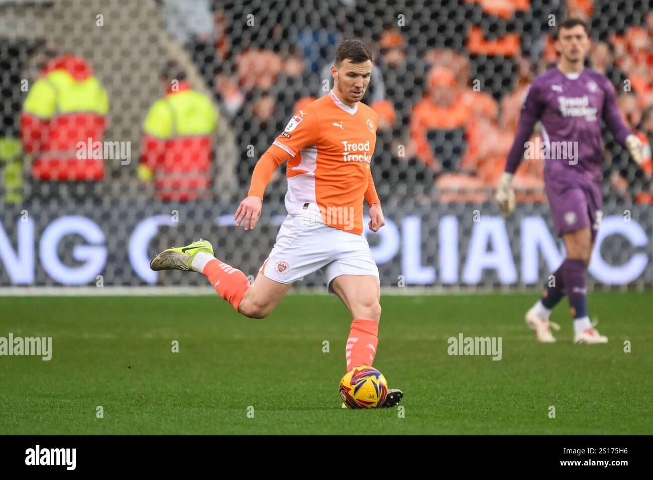 Lee Evans of Blackpool in action during the Sky Bet League 1 match ...
