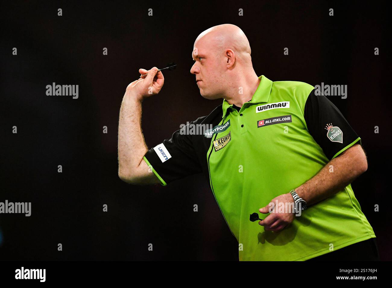 1st January 2025, Alexandra Palace, London, England; 2024/25 PDC Paddy ...