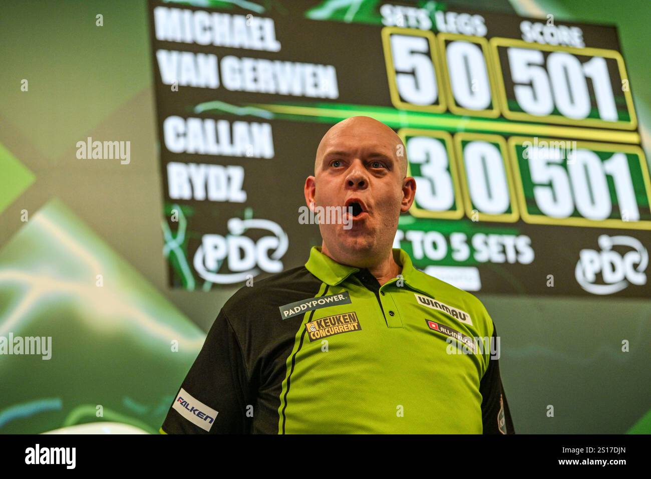 Alexandra Palace, London, UK. 1st Jan, 2025. 2024/25 PDC Paddy Power ...