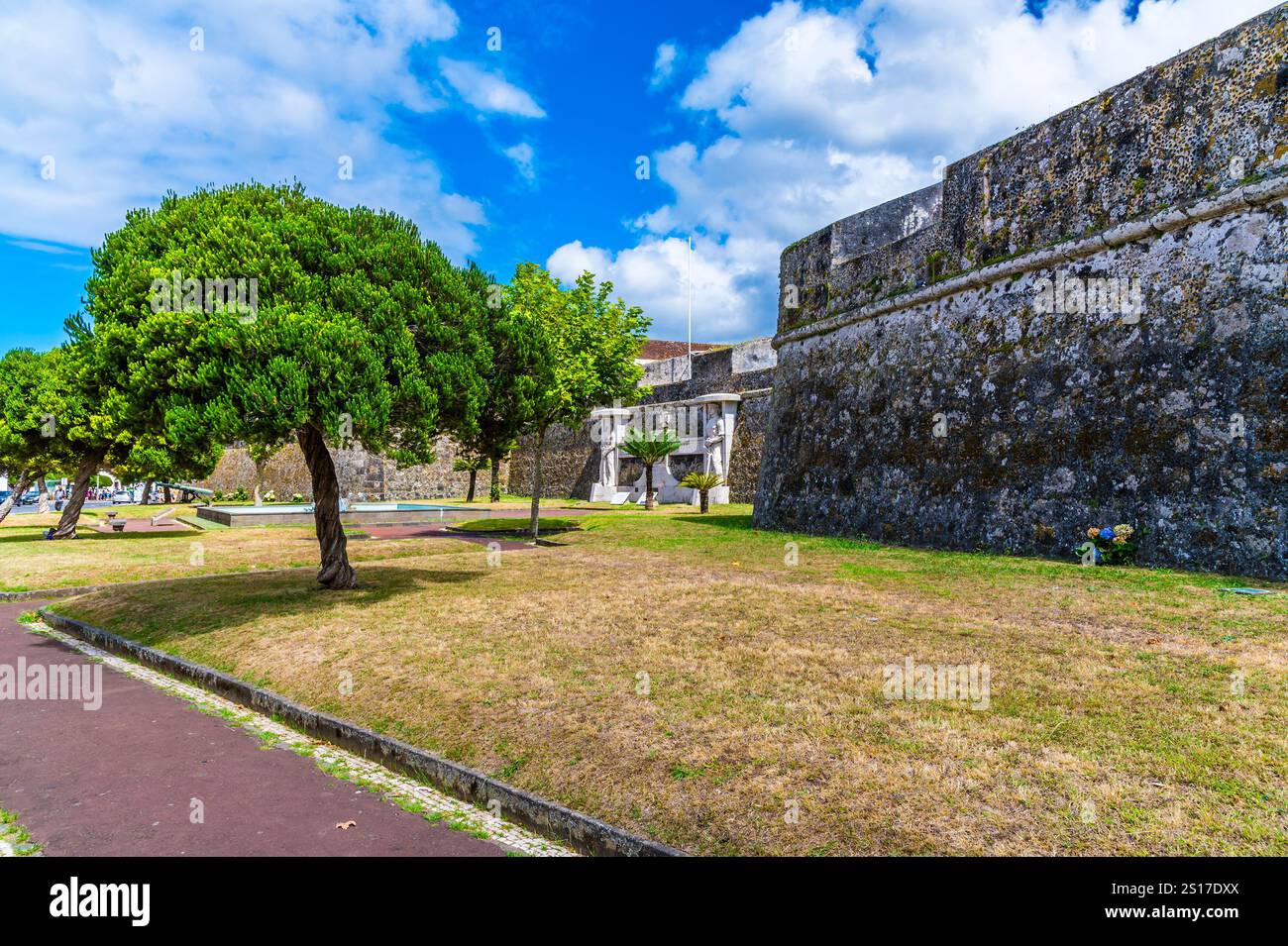 A view along the northern fortified walls of the medieval fort in Ponta ...