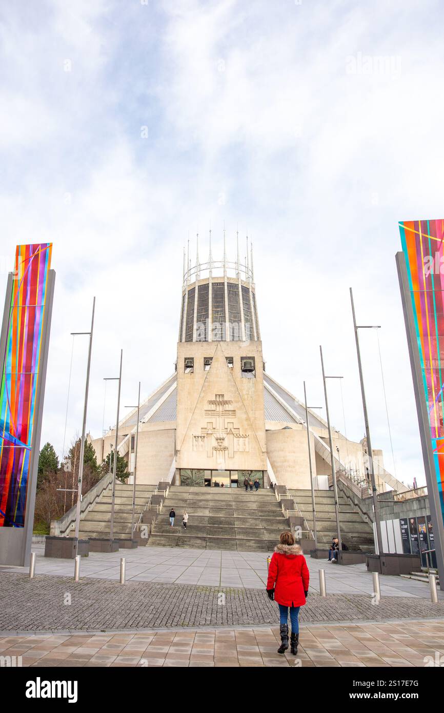 Liverpool Metropolitan Cathedral, officially known as the Metropolitan ...