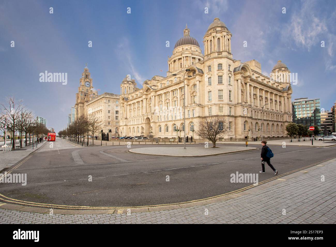 The Port of Liverpool Building, Grade II listed building in Liverpool ...