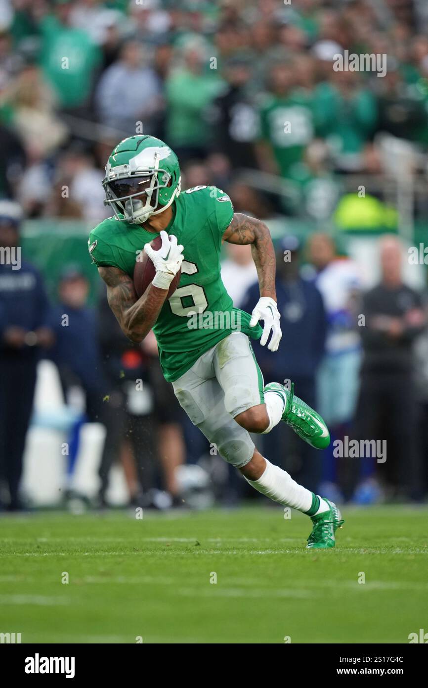 Philadelphia Eagles' DeVonta Smith plays during an NFL football game ...