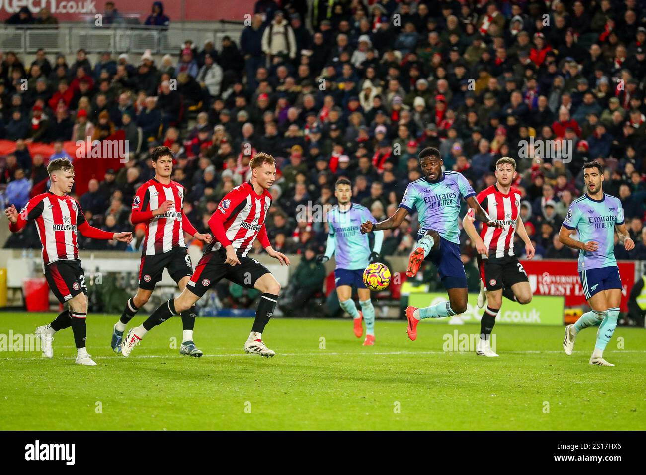 Thomas of Arsenal shoots during the Premier League match Brentford vs ...