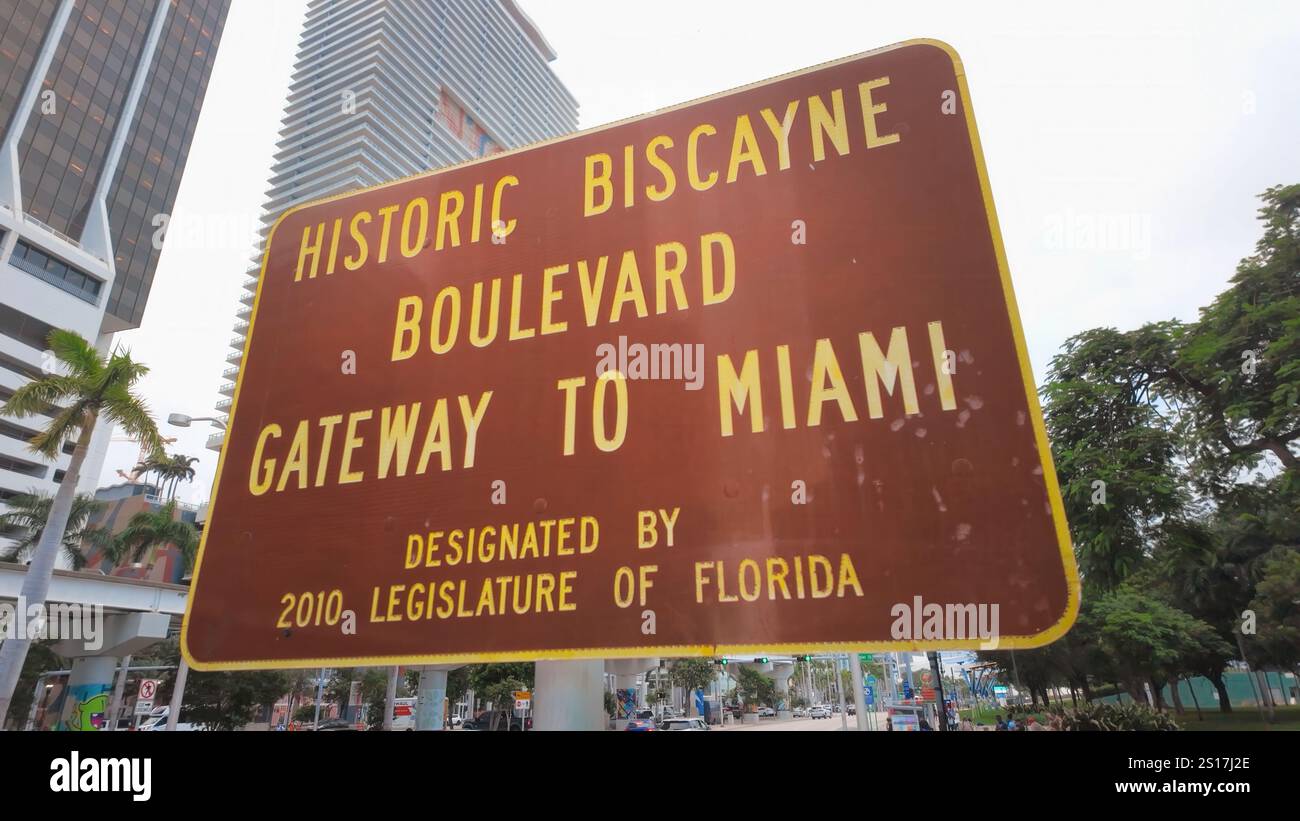 Historic Biscayne Boulevard the Gate to Miami Stock Photo - Alamy