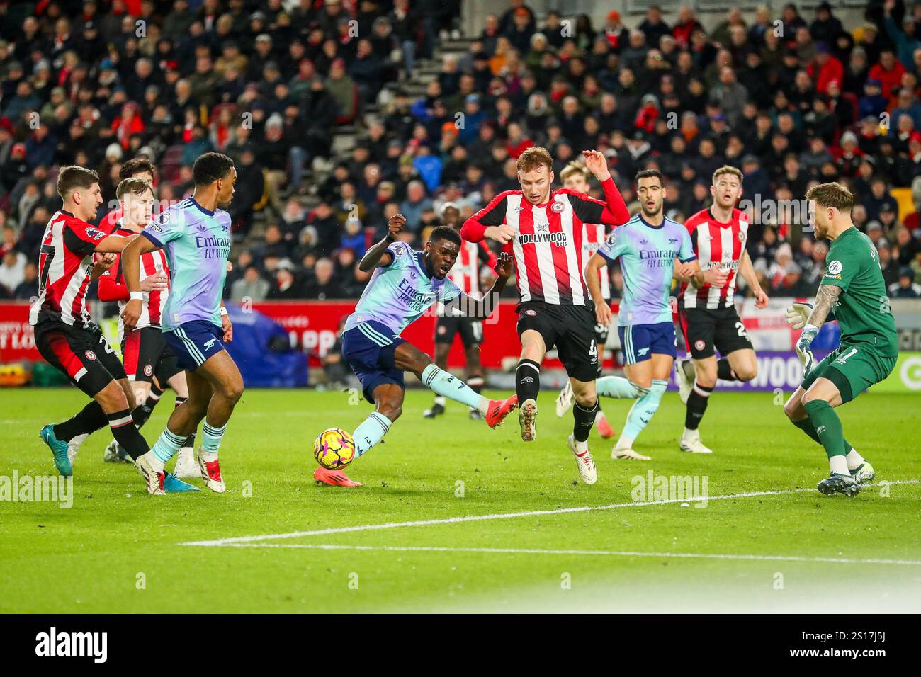 Thomas of Arsenal shoots during the Premier League match Brentford vs ...