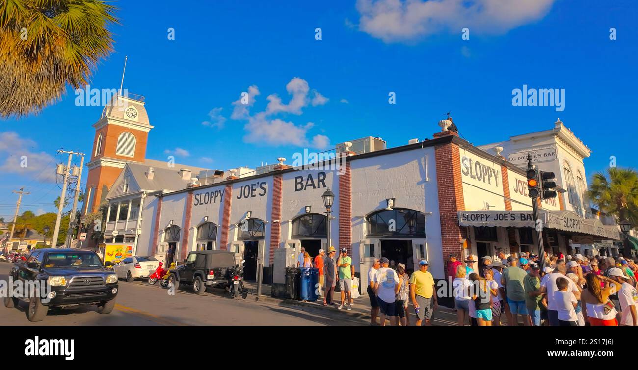 Famous Sloppy Joes Bar on Duval Street in Key West Florida - KEY WEST ...