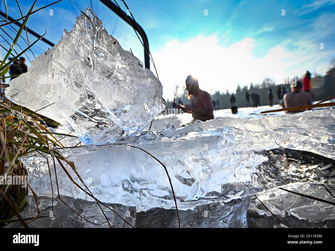 Polna, Czech Republic. 01st Jan, 2025. Winter swimming in Peklo (Hell ...
