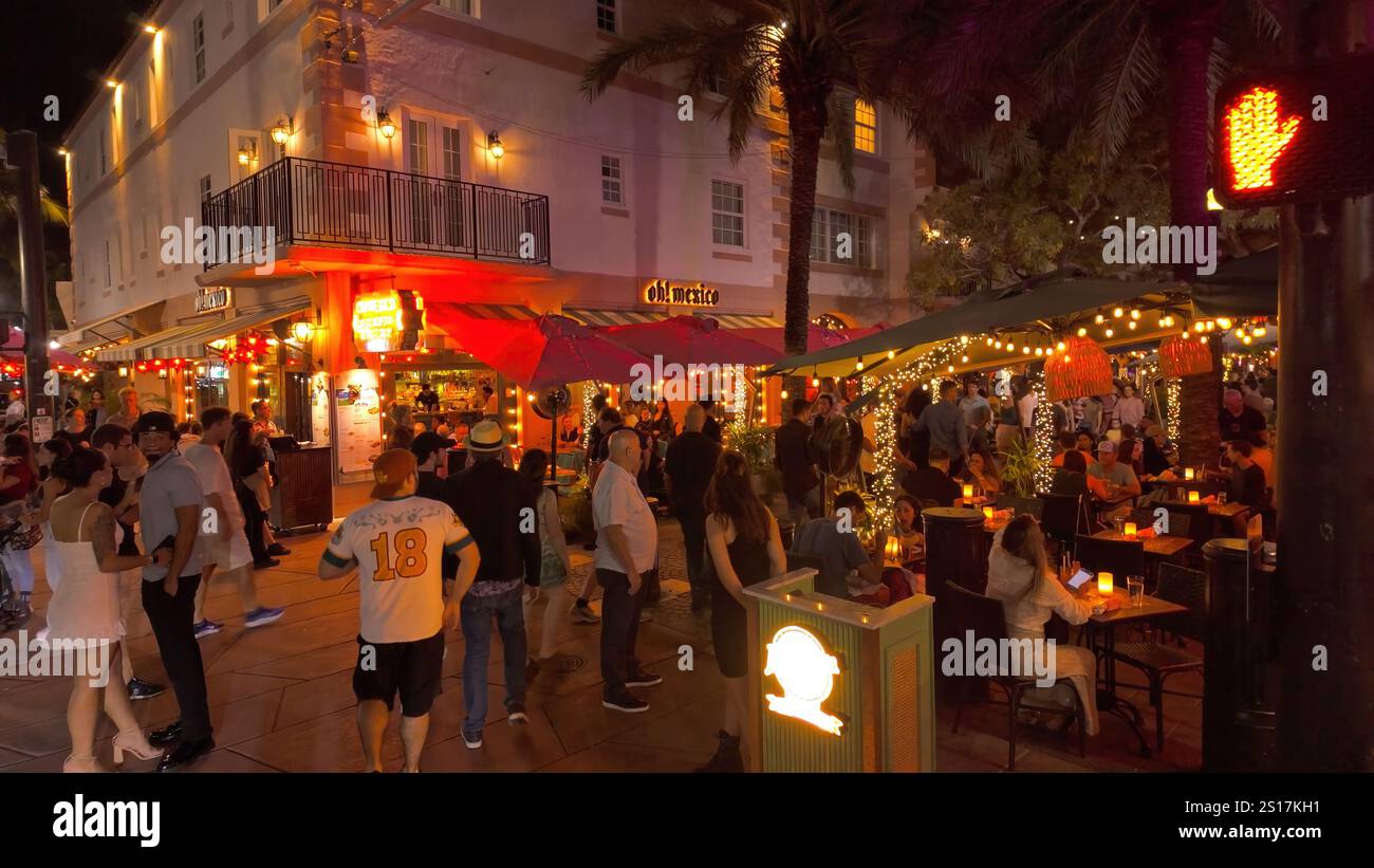 Famous Espanola Way in Miami Beach is very popular at night - MIAMI ...