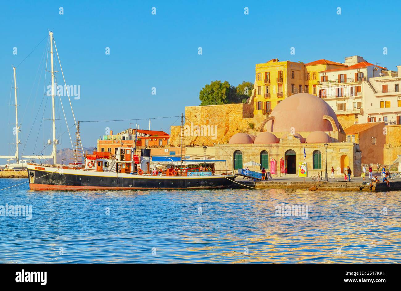 View of the old Venetian Harbour, Chania, Crete, Greek Islands, Greece ...