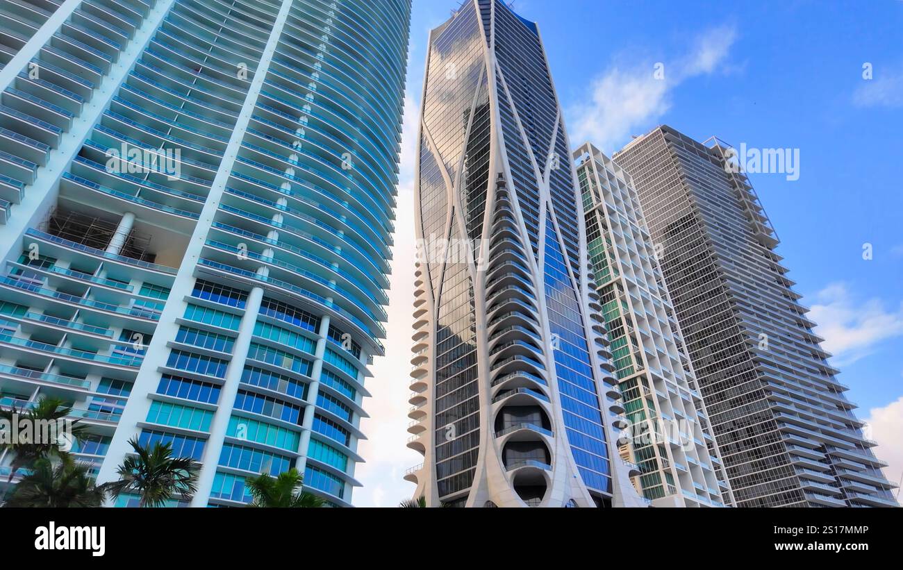 Iconic High Rise Buildings in Downtown Miami - MIAMI, UNITED STATES ...