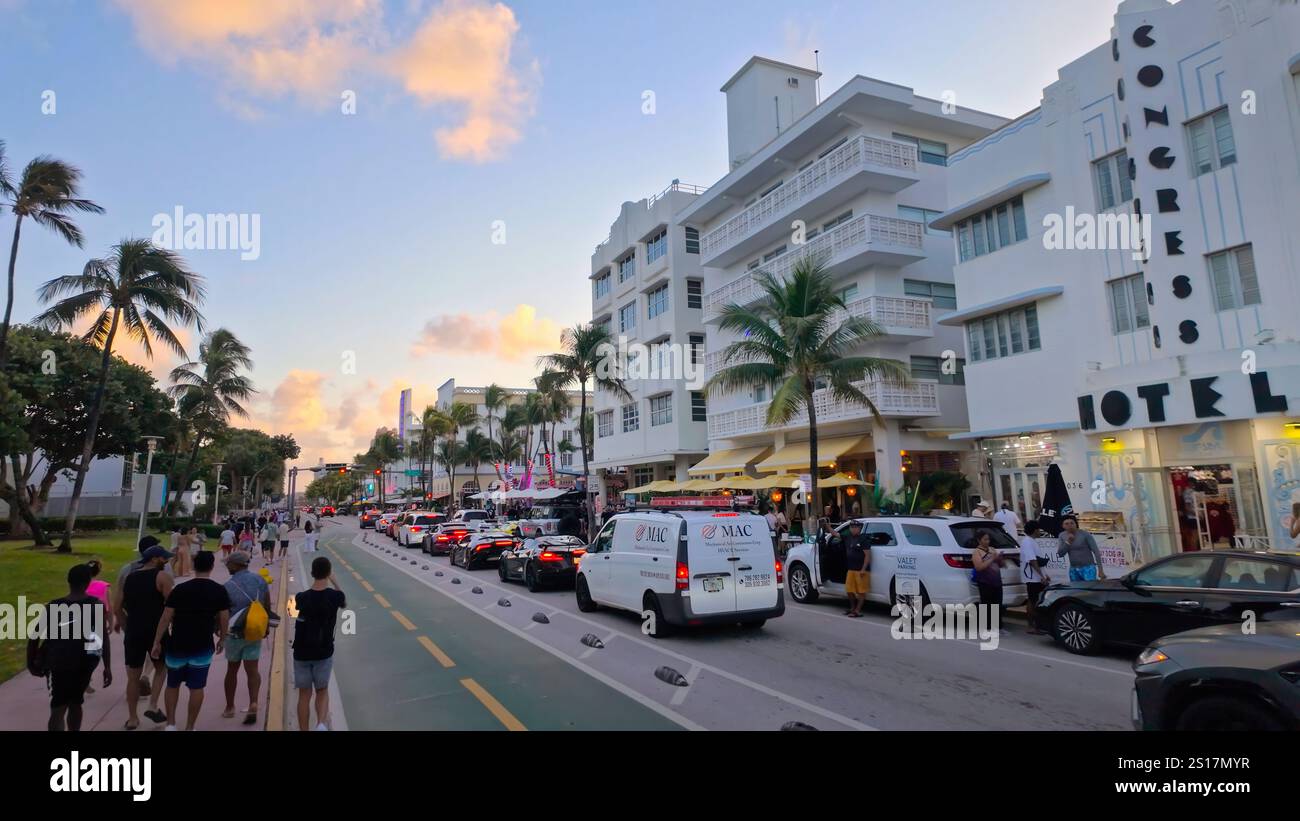 Ocean Drive South Beach in Miami Beach Florida - MIAMI, UNITED STATES ...