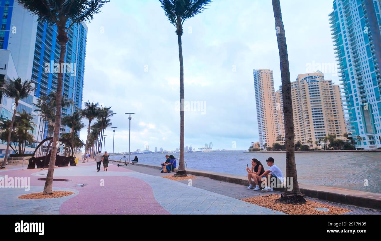 River walk at the Miami River in Downtown - MIAMI, UNITED STATES ...