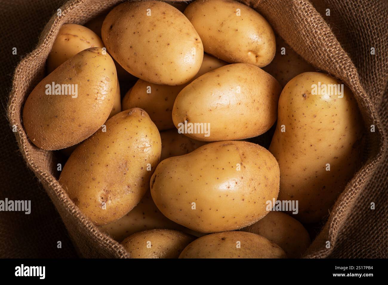 Potatoes for human consumption hi-res stock photography and images - Alamy