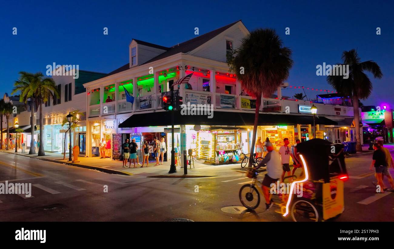 Amazing Duval street in Key West Florida - KEY WEST, UNITED STATES ...