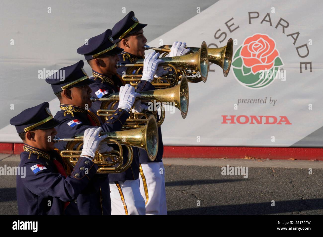 Members of the Banda de Música Herberto López Colegio José Daniel ...