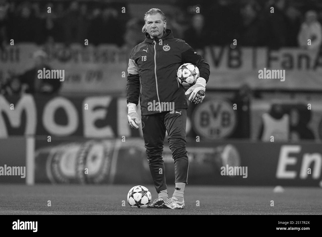 Dortmund, Germany. 01st Jan, 2025. BVB trauert um Teddy de Beer ...