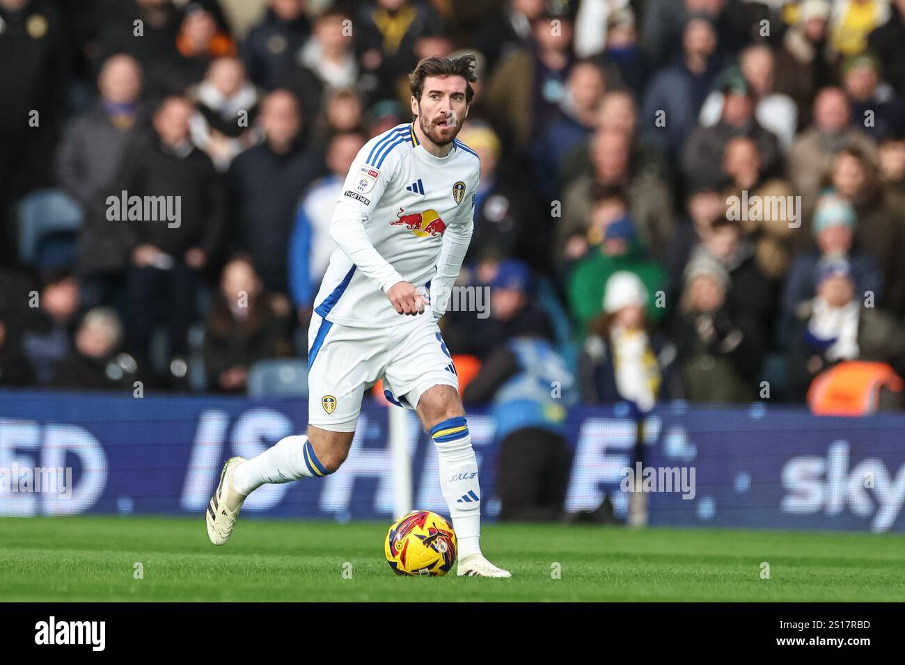 Joe Rothwell of Leeds United with the ball during the Sky Bet ...