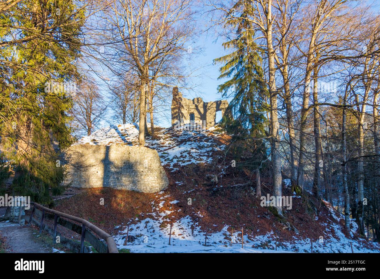 Werdenfels Castle Garmisch-Partenkirchen Oberbayern, Garmisch ...