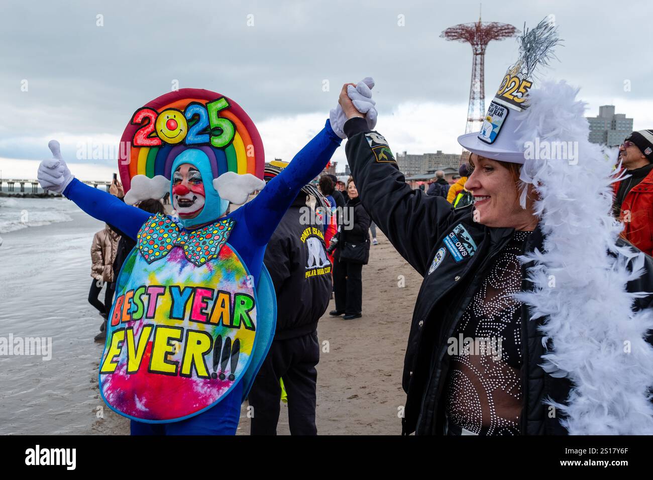 Brooklyn, NY, USA. 1st Jan, 2025. Thousands of bathers and spectators ...