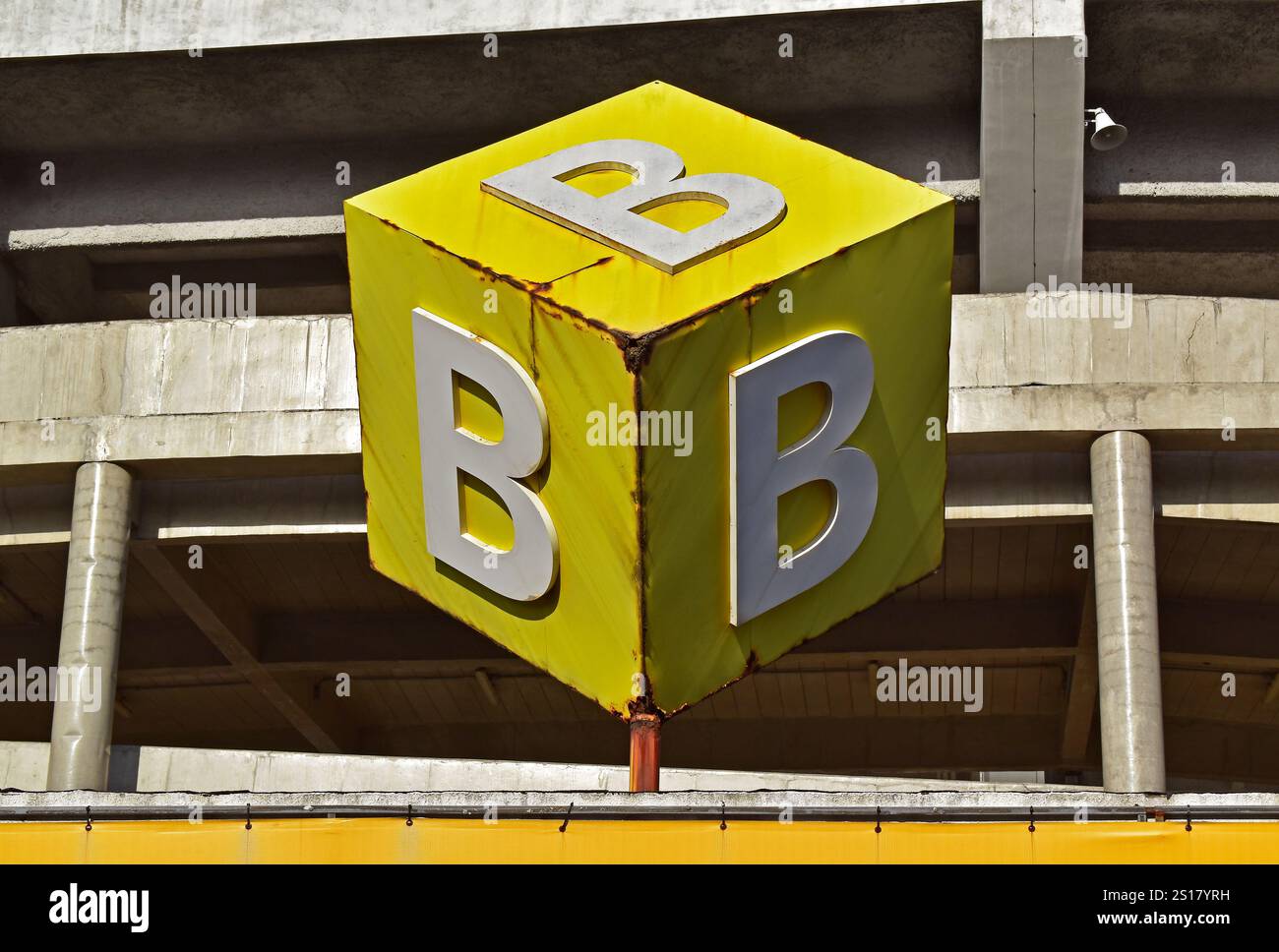 Bbb font hi-res stock photography and images - Alamy
