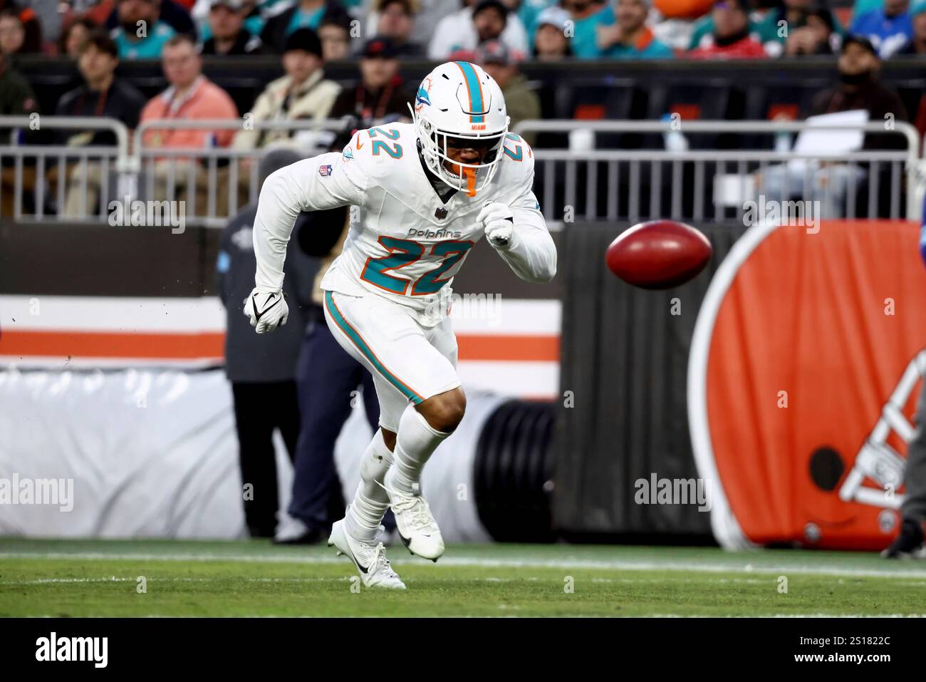 Miami Dolphins safety Elijah Campbell (22) runs after the ball during ...