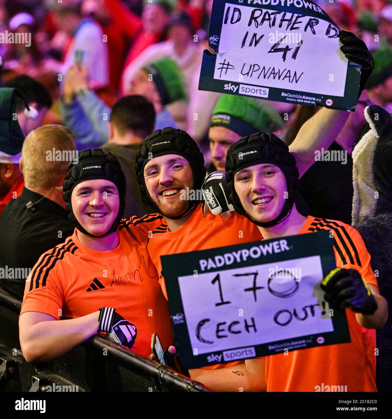 Alexandra Palace, London, UK. 1st Jan, 2025. 2024/25 PDC Paddy Power ...