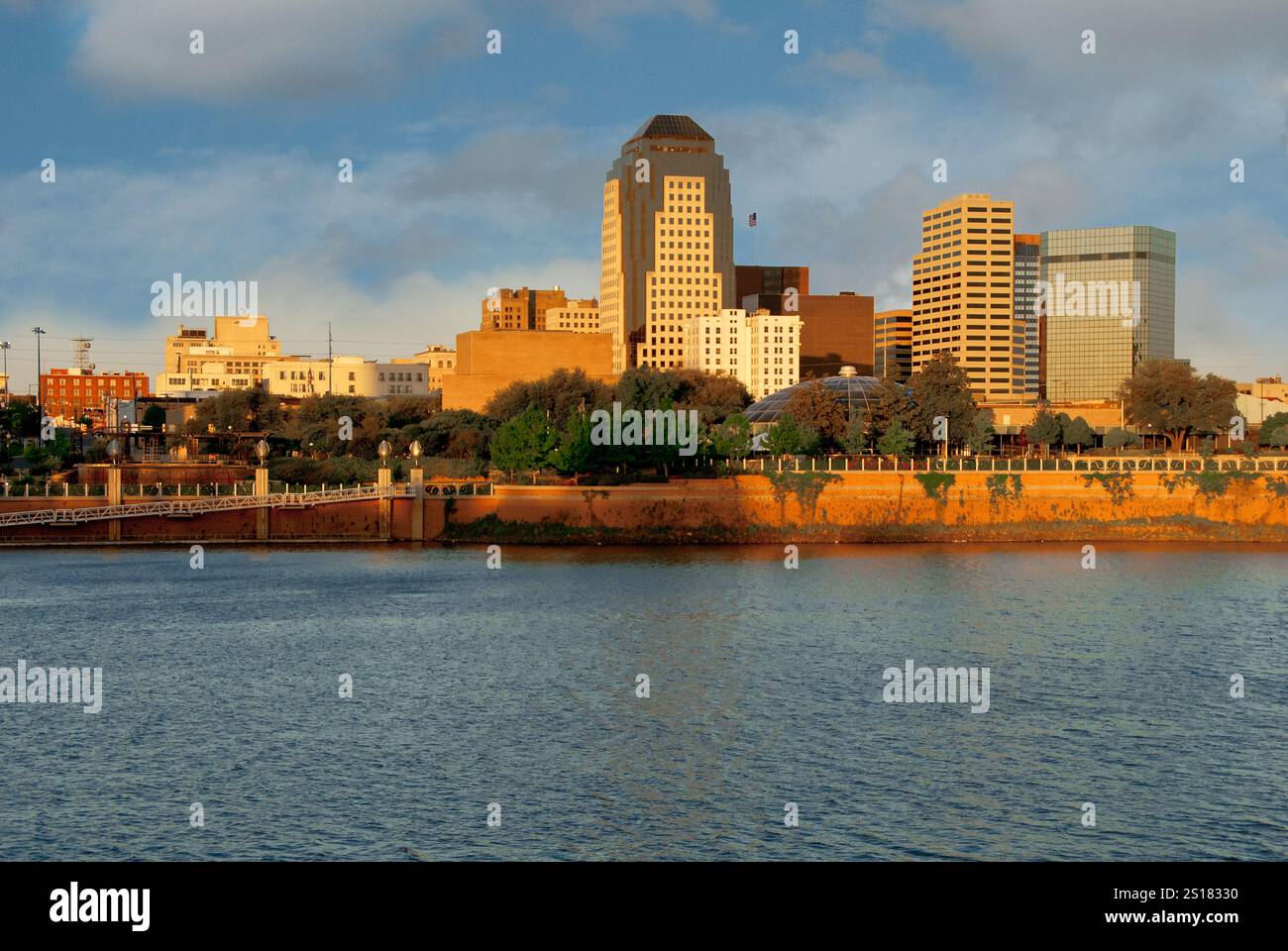 city skyline along the Red River - Shreveport, Louisiana Stock Photo ...