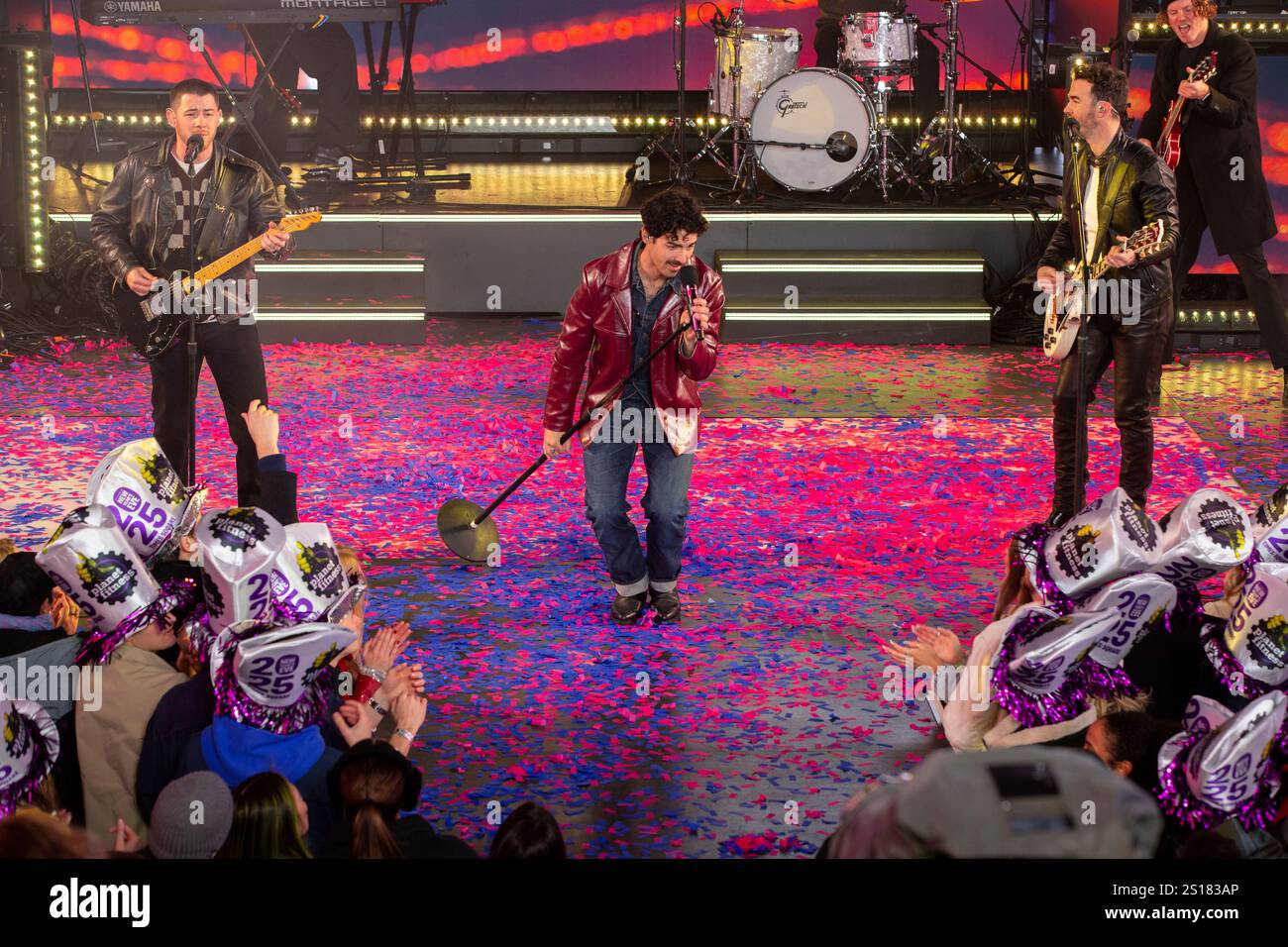 From left, Nick Jonas, Joe Jonas and Kevin Jonas of the Jonas Brothers ...