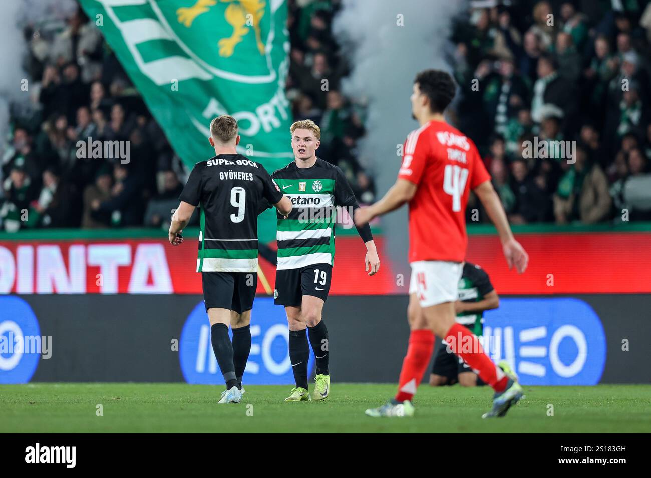 Lisbon, Portugal. 29th, December 2024. Viktor Gyökeres (9) and Conrad ...