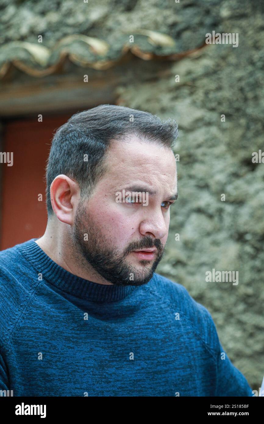 Trembling person hi-res stock photography and images - Alamy