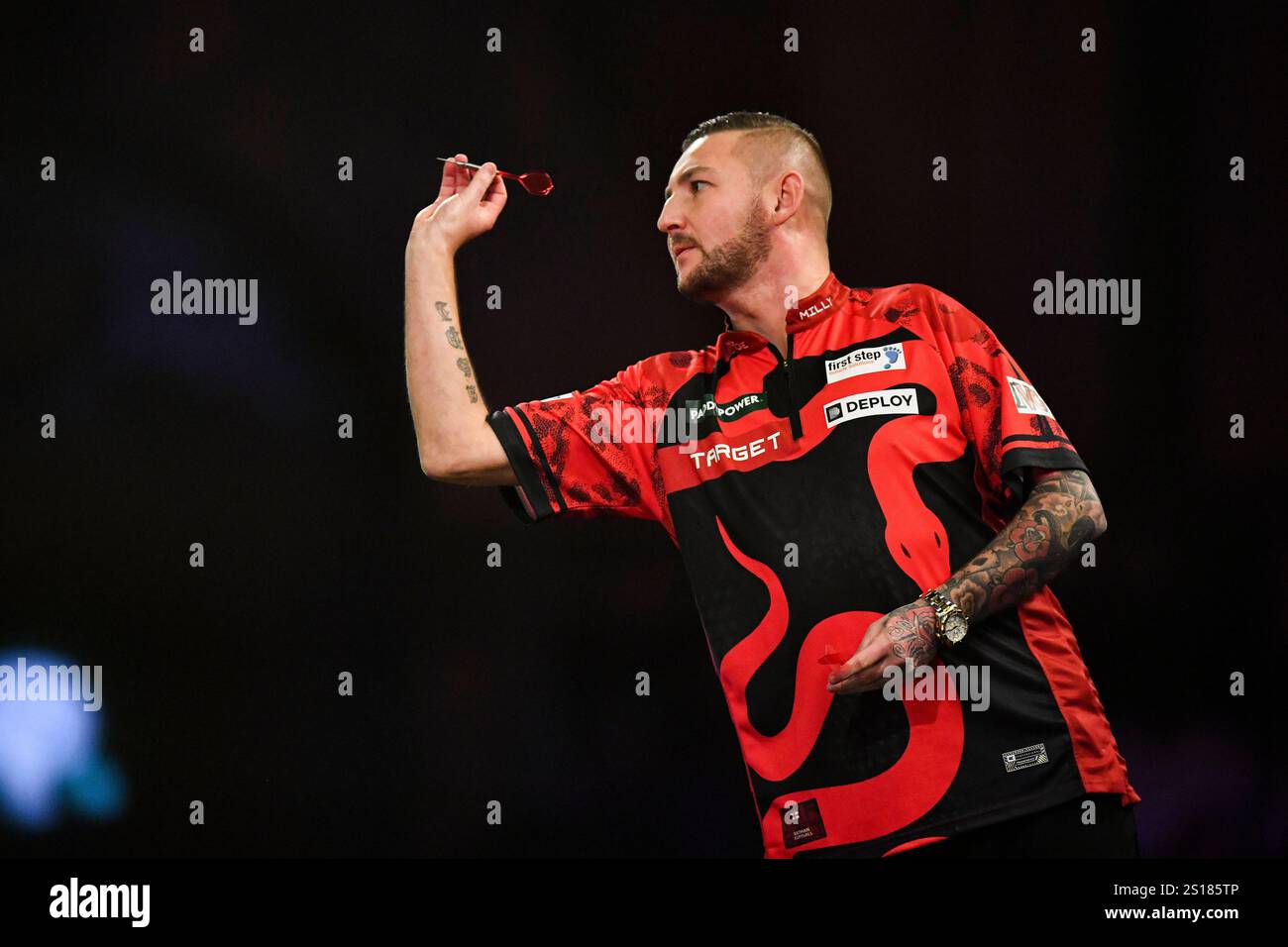 Alexandra Palace, London, UK. 1st Jan, 2025. 2024/25 PDC Paddy Power ...