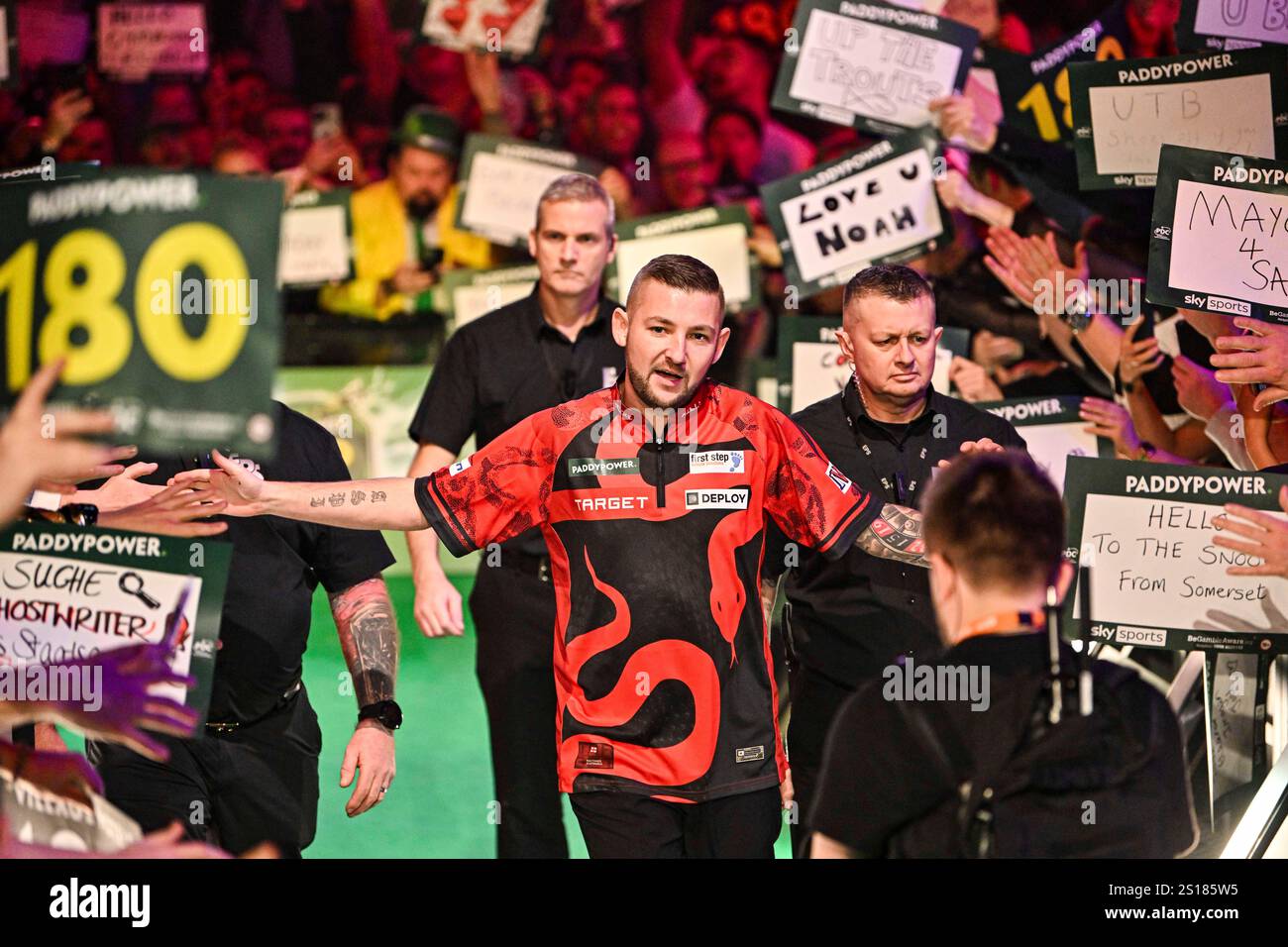 Alexandra Palace, London, UK. 1st Jan, 2025. 2024/25 PDC Paddy Power ...