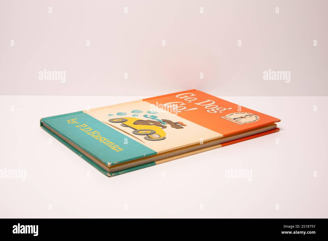 Children's Book Go, Dog. Go! by P.D. Eastman Stock Photo - Alamy