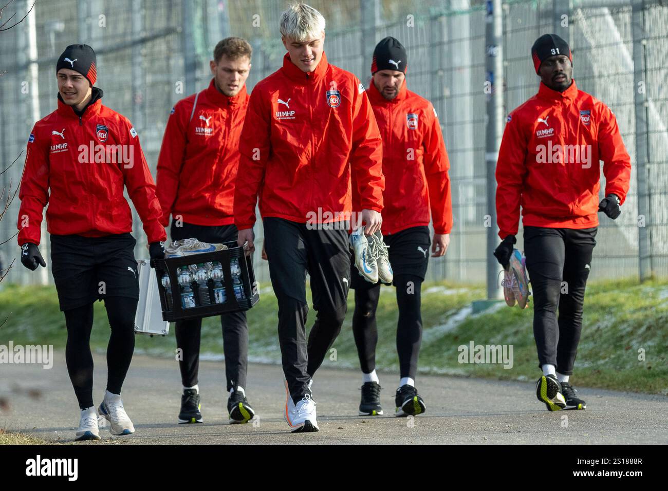 Christopher Negele (FC Heidenheim, #25), Tim Siersleben (FC Heidenheim ...
