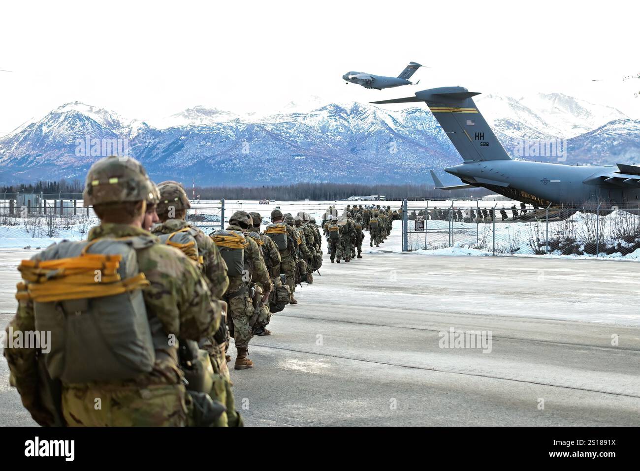 Paratroopers from the 2nd Infantry Brigade Combat Team (Airborne), 11th ...
