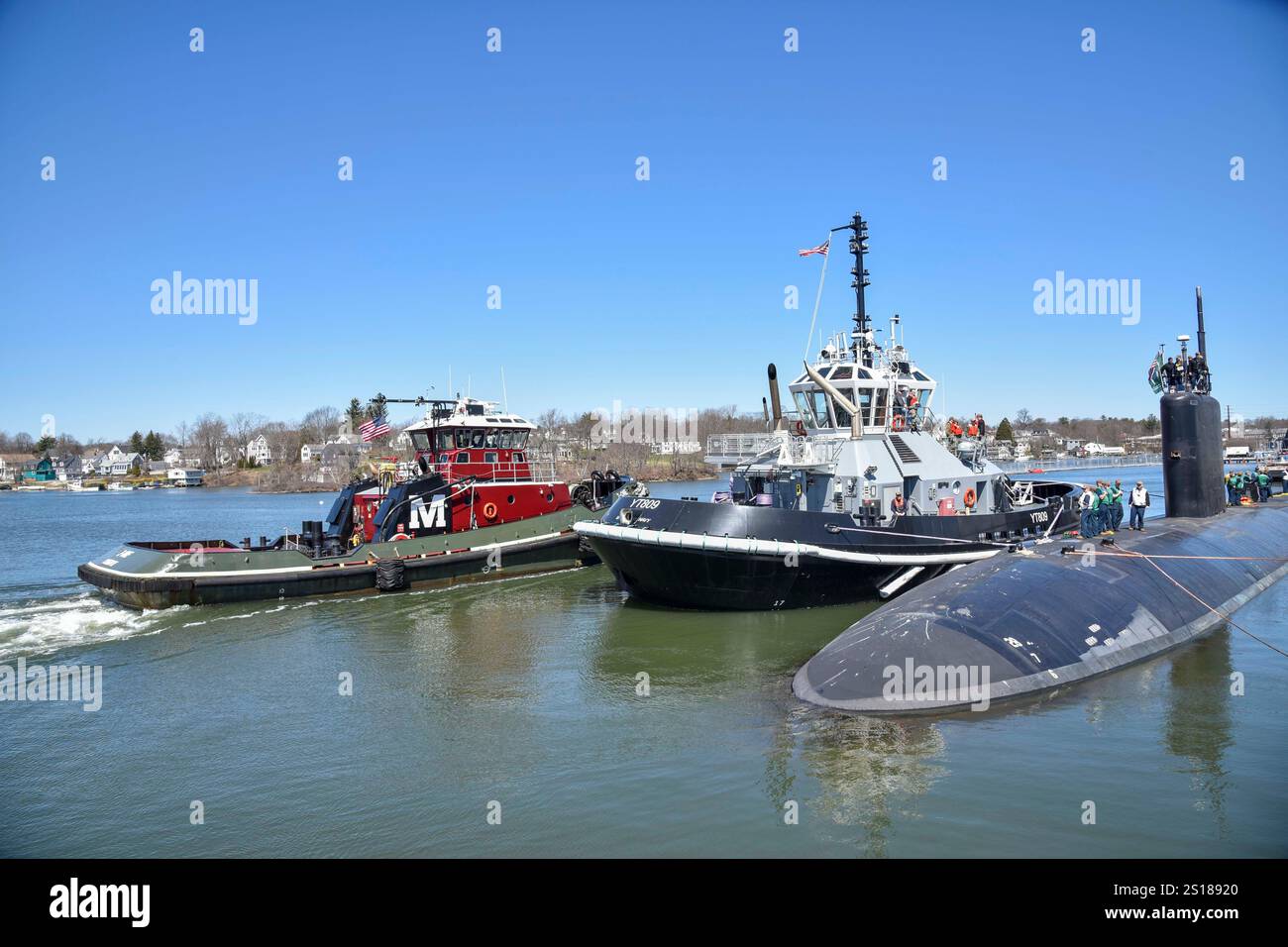 KITTERY, Maine (Apr. 9, 2024) USS Greeneville (SSN 772) departs ...