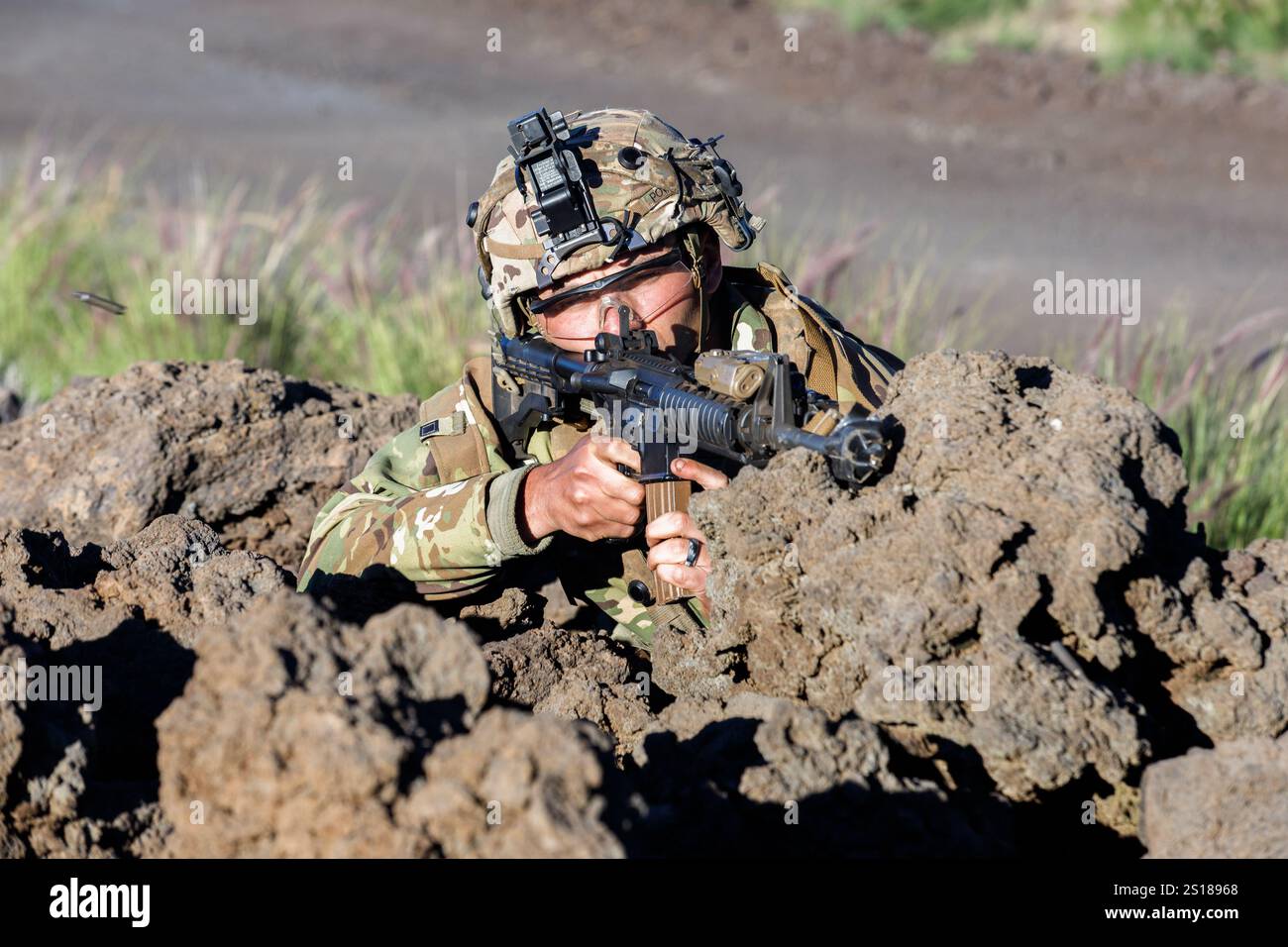 A U.S. Army Reserve Soldier from the 100th Battalion, 442nd Infantry ...