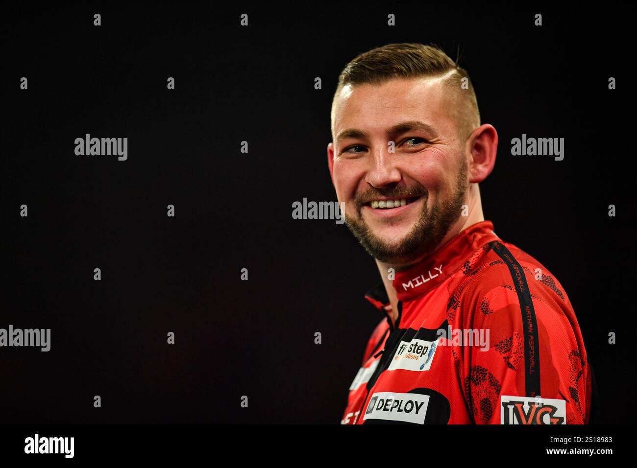 Alexandra Palace, London, UK. 1st Jan, 2025. 2024/25 PDC Paddy Power ...