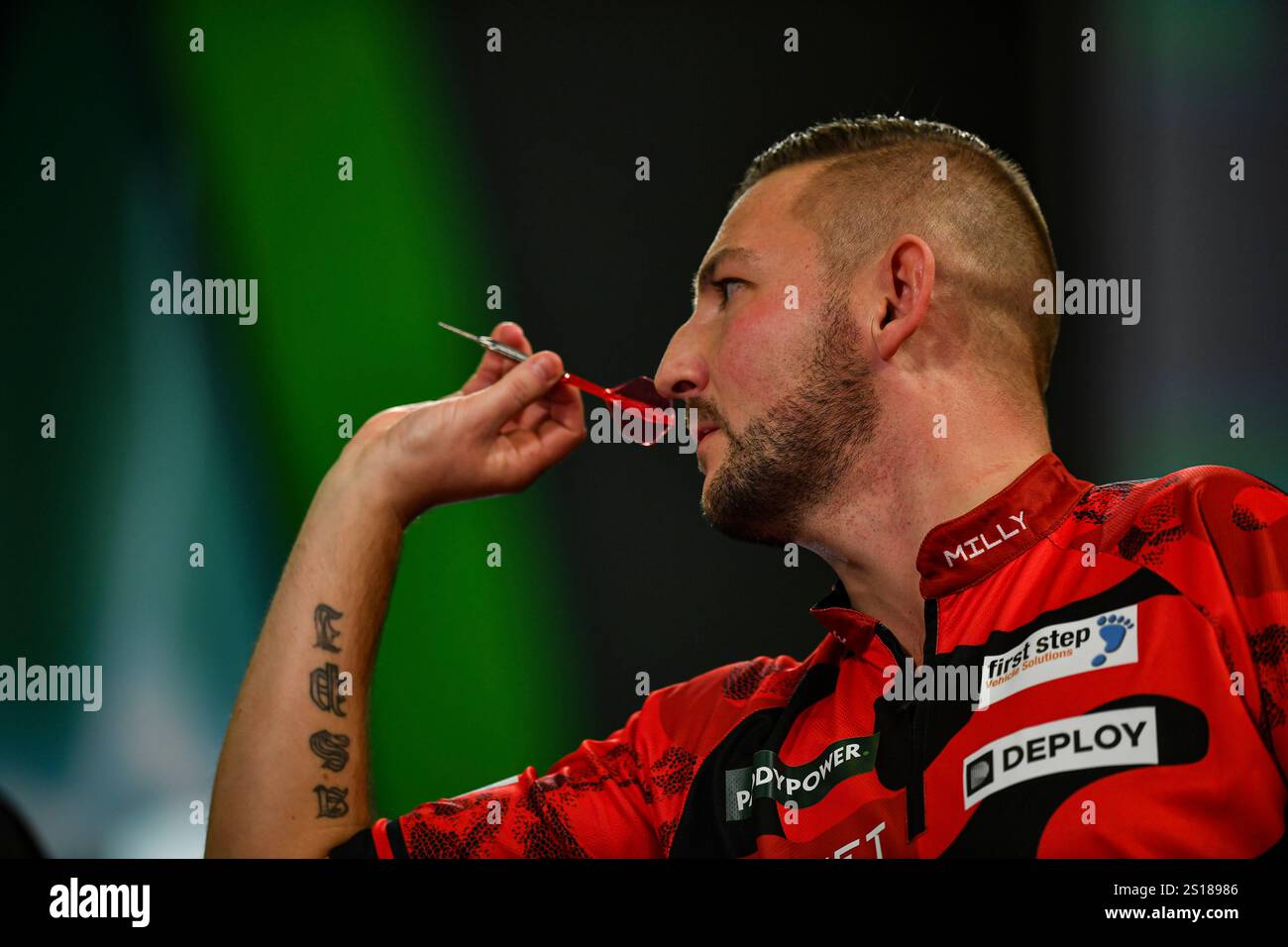 Alexandra Palace, London, UK. 1st Jan, 2025. 2024/25 PDC Paddy Power ...