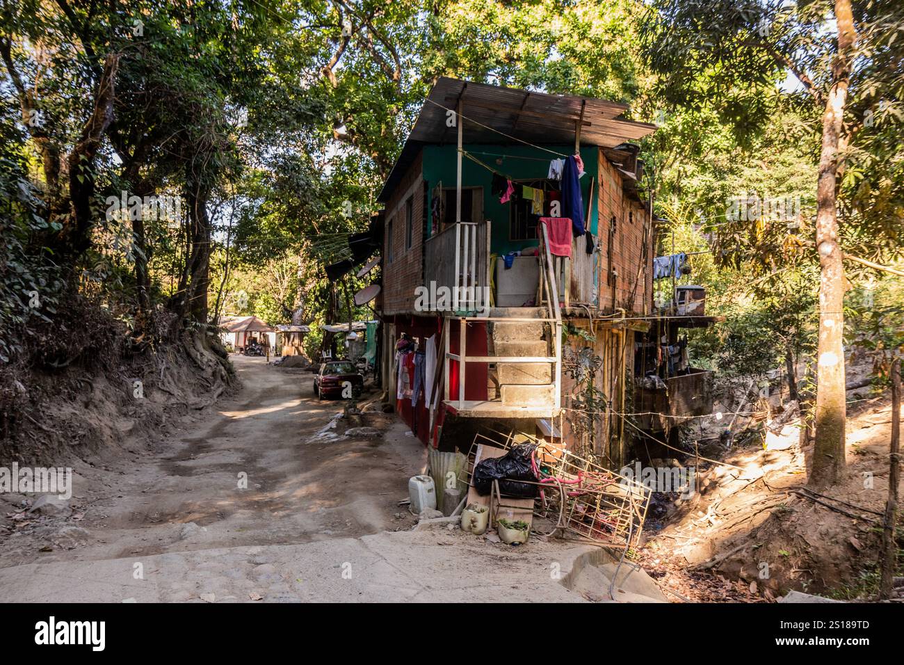 Simple hut near Minca, Colombia Stock Photo - Alamy