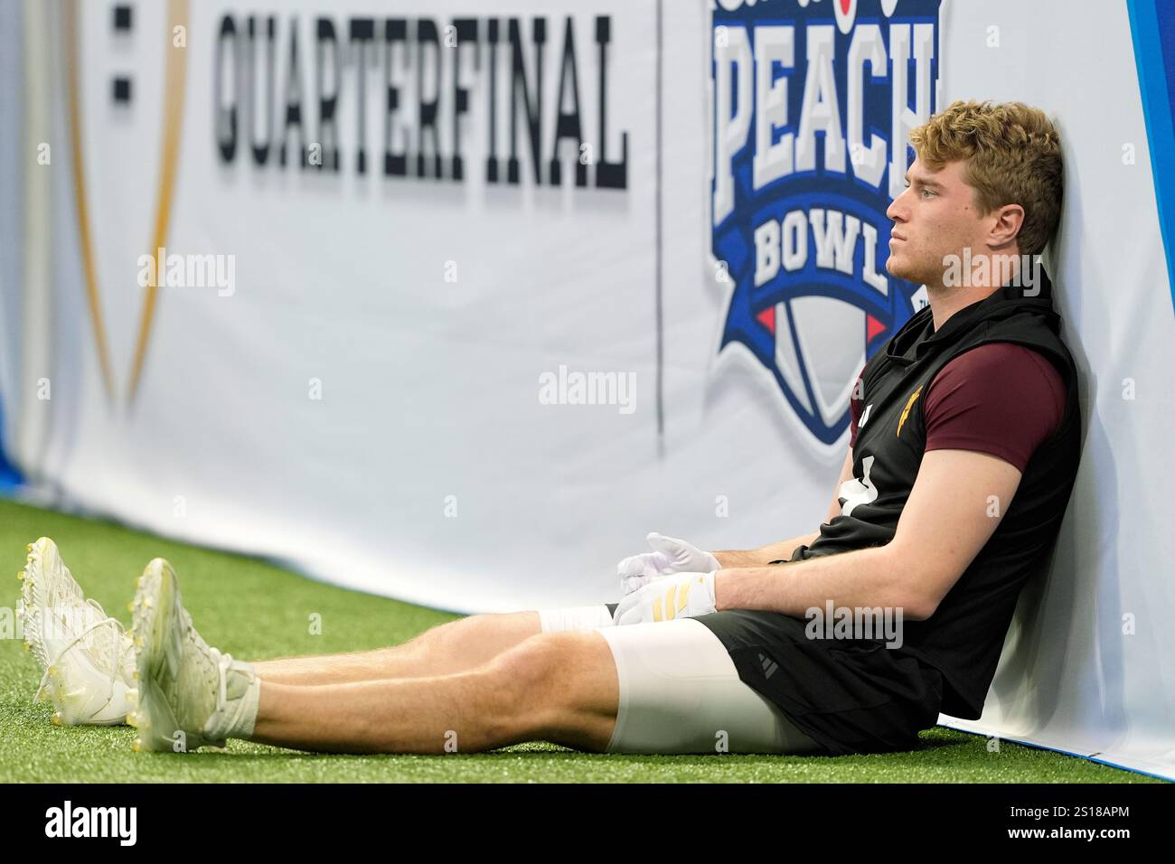 ATLANTA, GA - JANUARY 01: Wide Receiver Jake Smith #8 of the Arizona ...