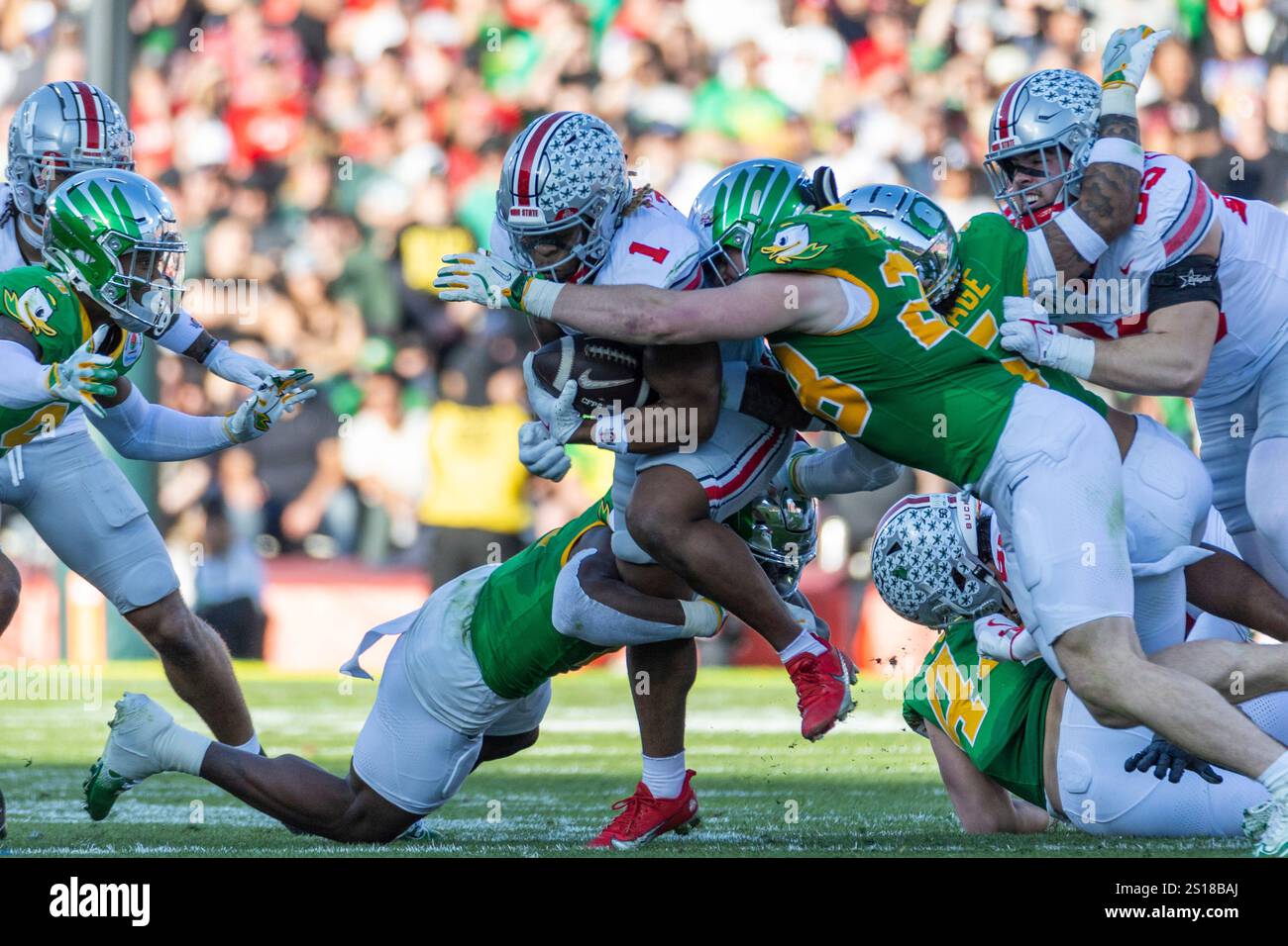 Los Angeles, California, USA. 1st Jan, 2025. Ohio State running back ...