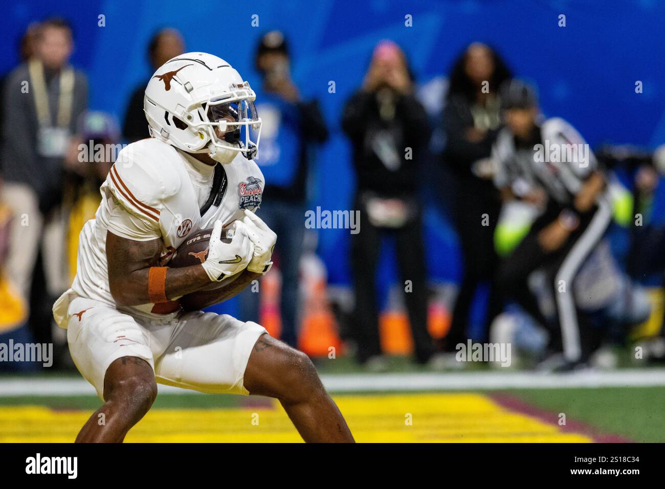 Atlanta, GA, USA. 1st Jan, 2025. Texas wide receiver Matthew Golden (2 ...
