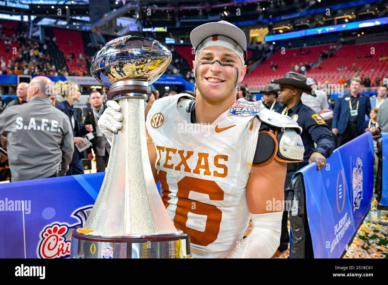 ATLANTA, GA – JANUARY 01: Defensive Back Michael Taaffe #16 of the ...