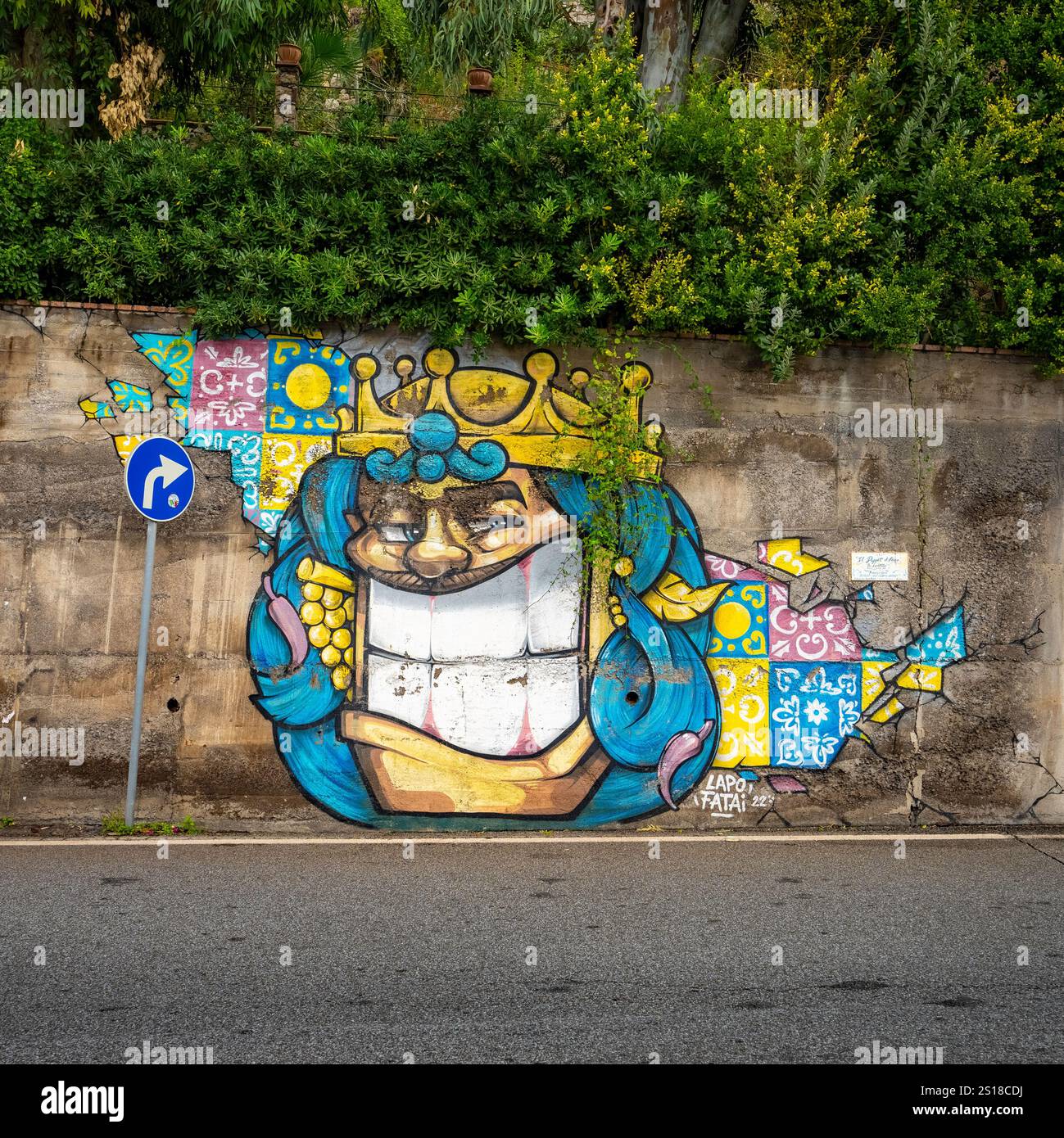 Wall graffiti art in hi-res stock photography and images - Alamy
