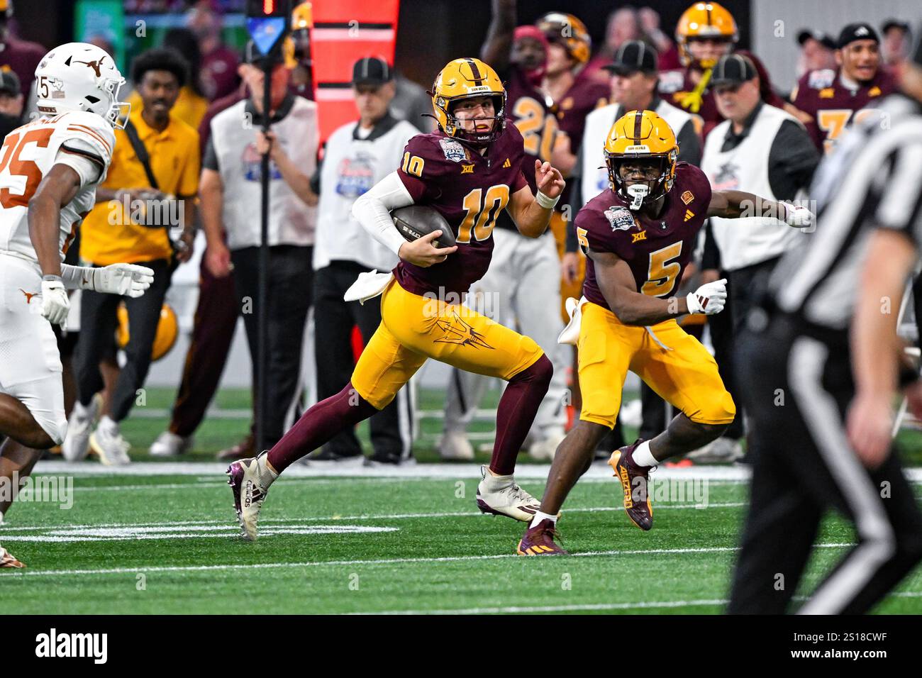 ATLANTA, GA – JANUARY 01: Quarterback Sam Leavitt #10 of the Arizona ...